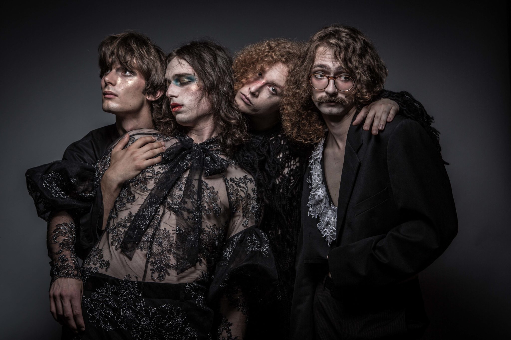 METRO | ZESPÓŁ, KTÓREGO WSZYSCY POTRZEBOWALI – Rock House Entertainment